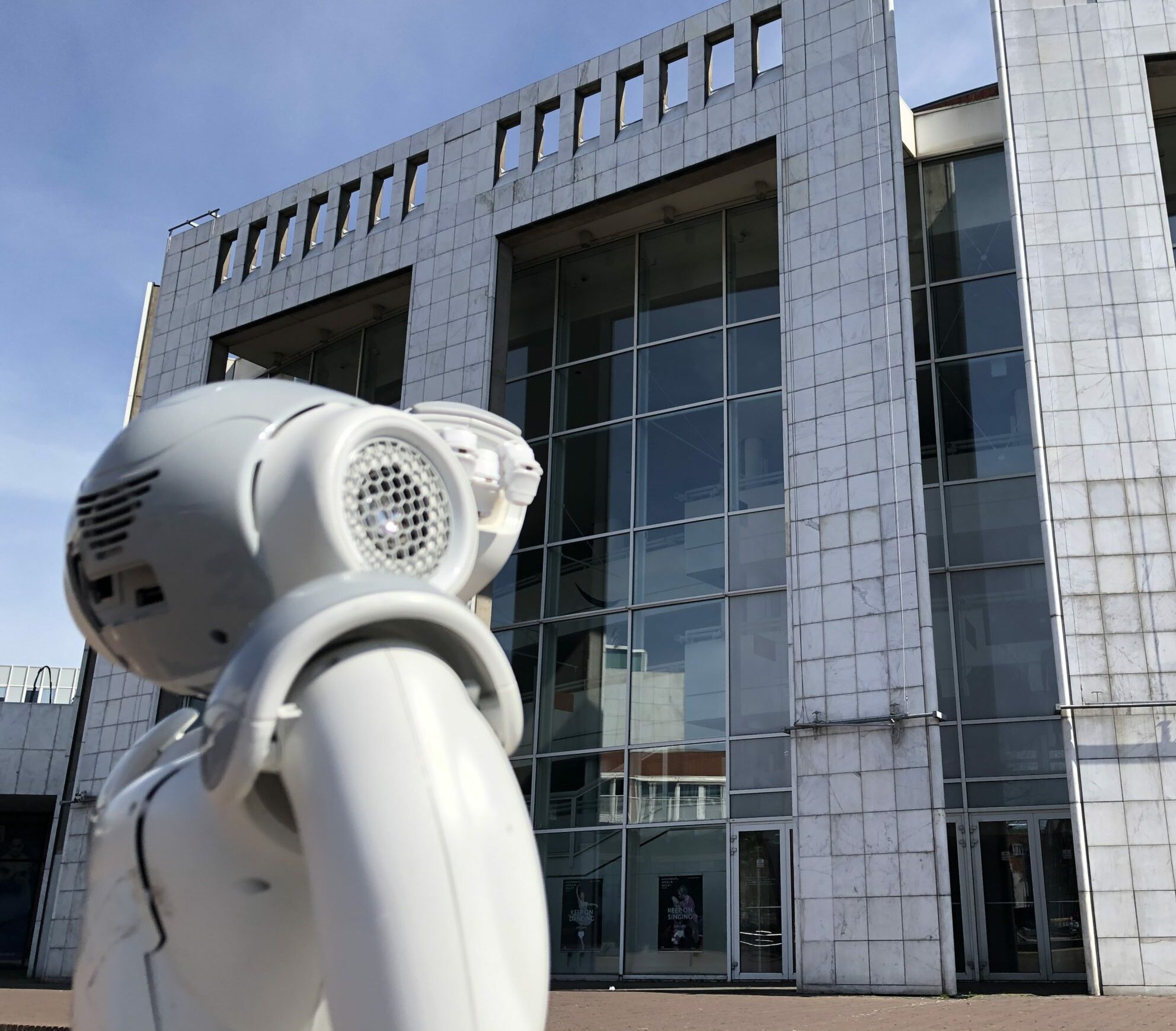 Performing Robots | A Robot Walked Into the Theatre...